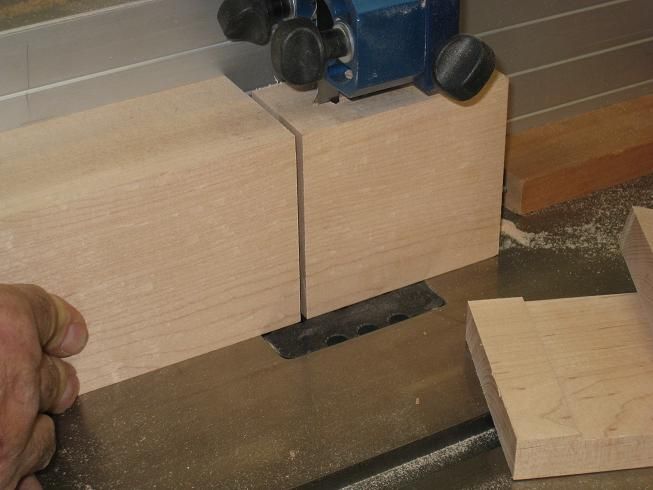 Day 6 Building a Workbench: Legs, Feet, Braces and Stretchers ...