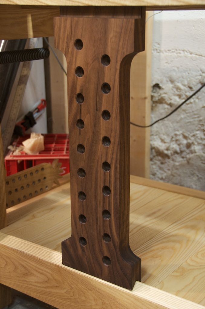 TWW/Benchcrafted Split Top Roubo Bench - FineWoodworking