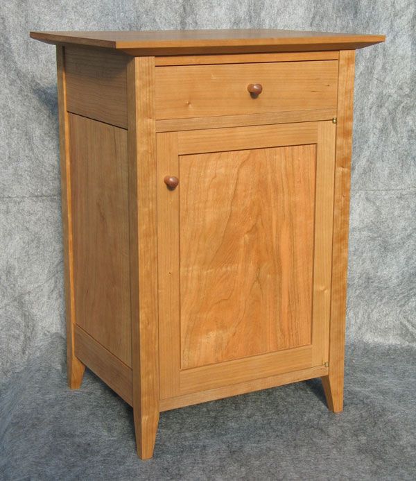Small Cabinet - FineWoodworking