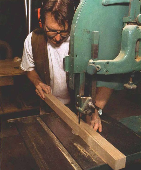 Three Reliable Ways to Taper a Leg - FineWoodworking