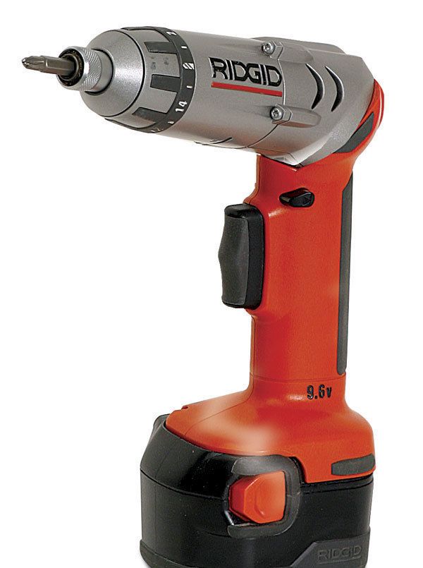 9.6v Cordless Screwdriver R81030 - FineWoodworking