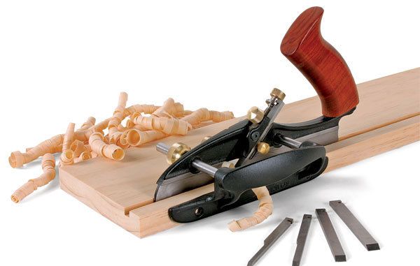 Veritas Small Plow Plane - FineWoodworking