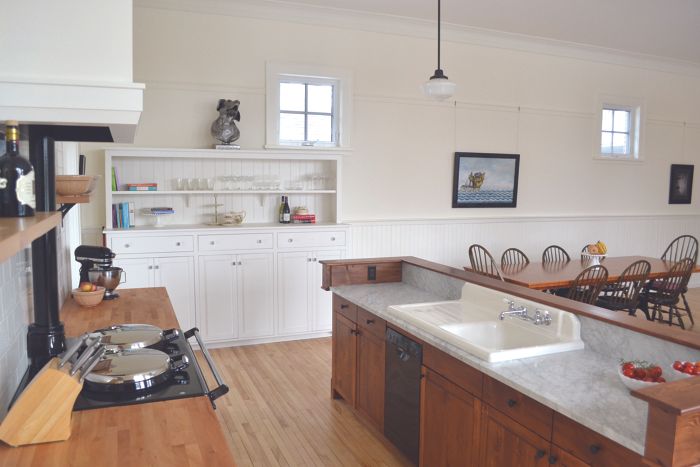 Lil’ Red Schoolhouse Kitchen - Fine Homebuilding