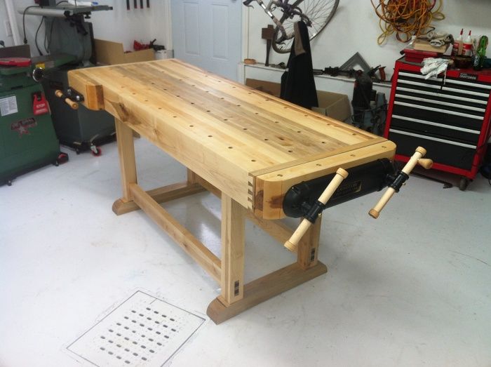 Essential workbench - FineWoodworking