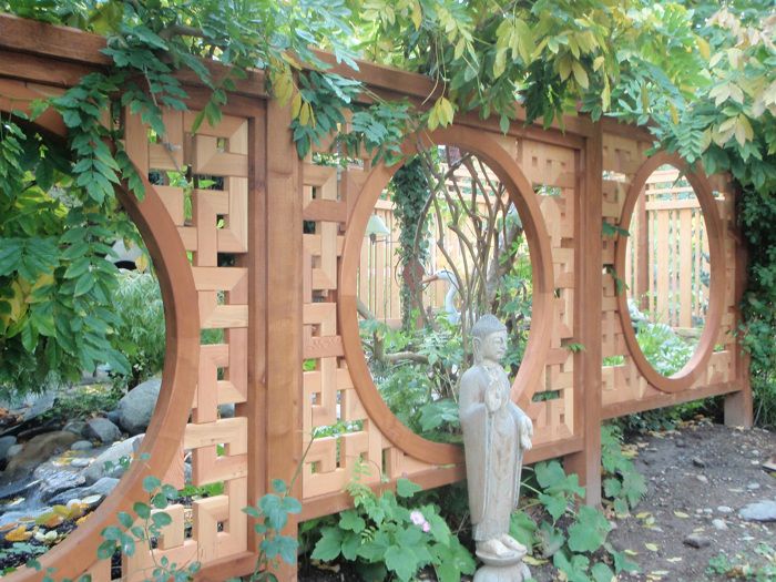 moon fence - Fine Homebuilding