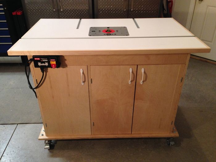 Router / Downdraft Sanding Table - FineWoodworking