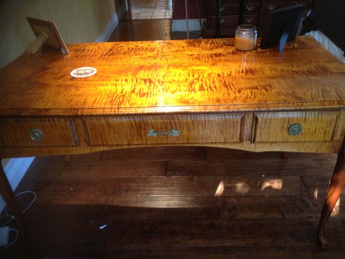 Tiger Maple Desk Tiger Maple Chippendale Style Secretary Desk With