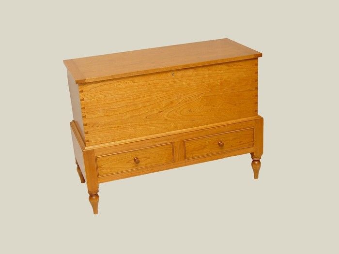 Shaker chest - FineWoodworking