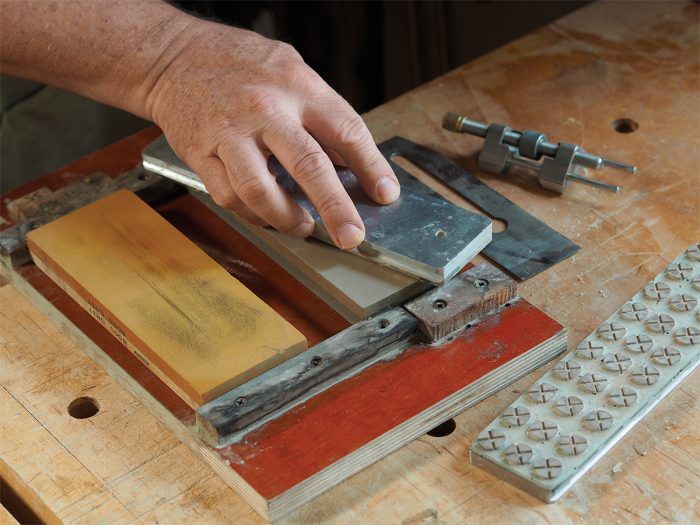 Tool Review: Lapping plates by Nano Hone - FineWoodworking