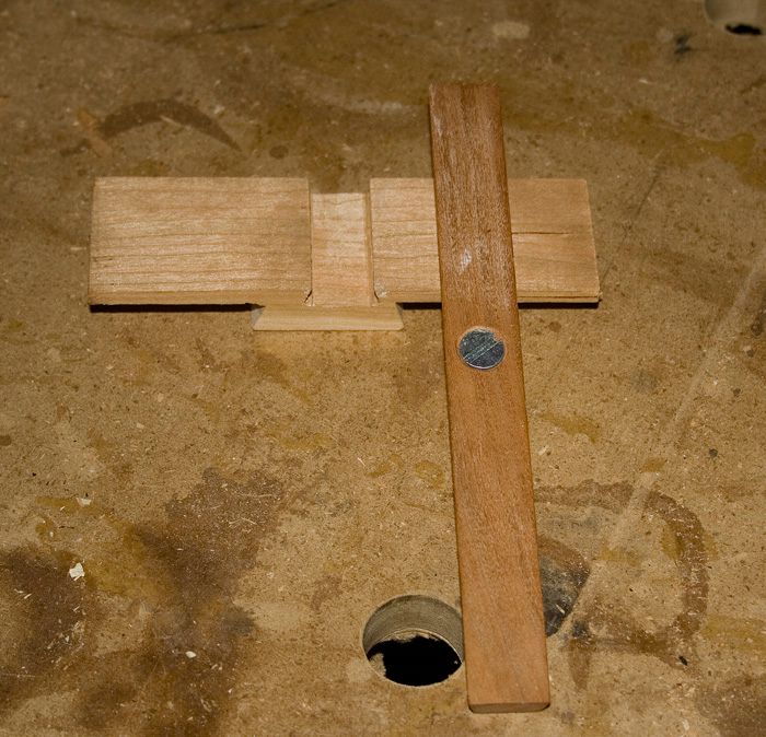 A Jig for 3D Photos - FineWoodworking