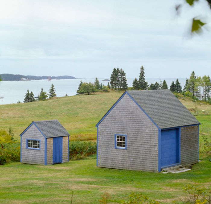 Simple Buildings, Beautiful Landscape - Fine Homebuilding