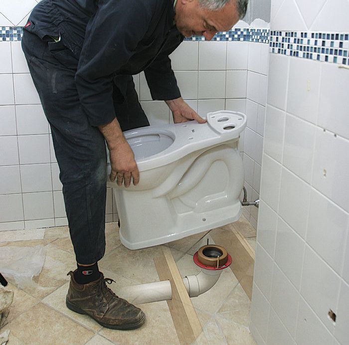 Trouble-Free Toilets - Fine Homebuilding