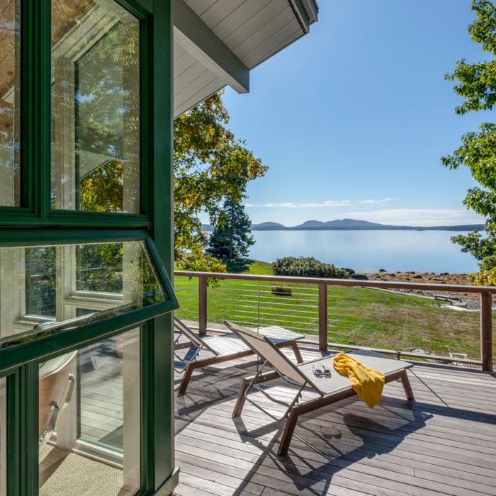 Unobstructed View Seating - Fine Homebuilding