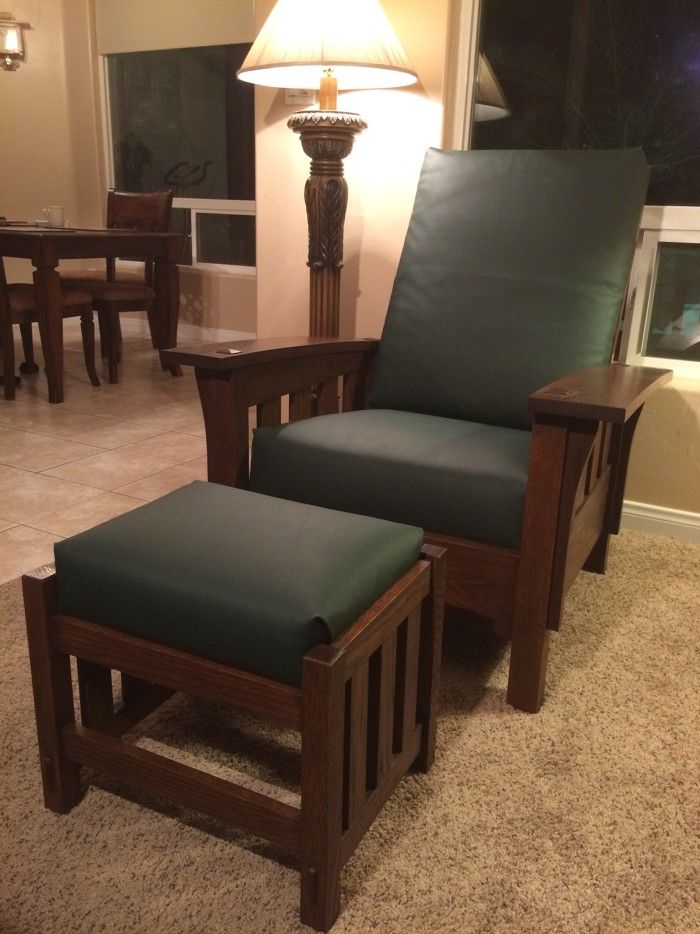 Bow-Arm Morris Chair & Ottoman - FineWoodworking