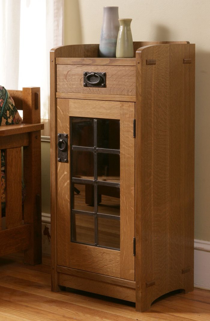 Pint-sized arts and crafts cabinet - FineWoodworking