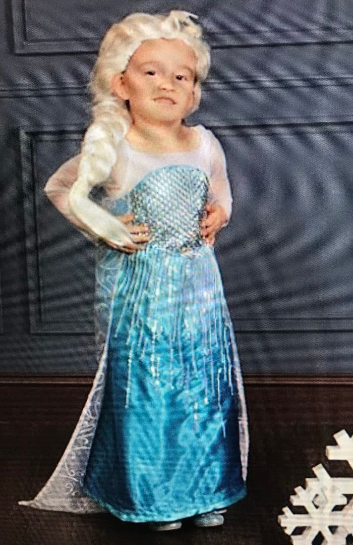 A detailed version of Elsa - Threads