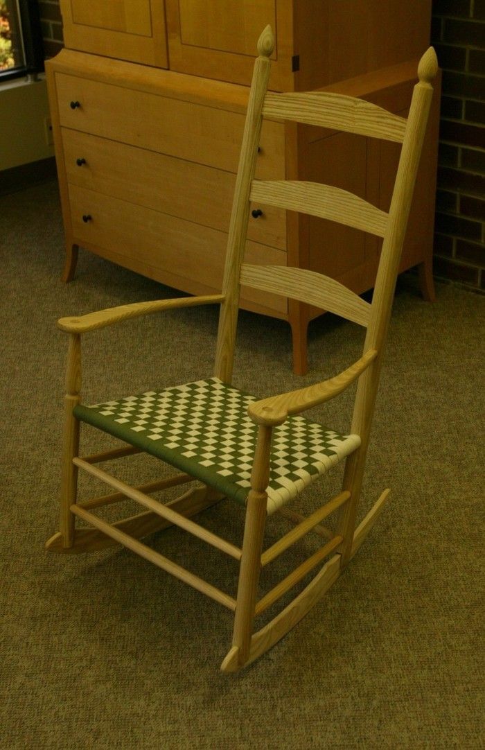 Shaker rocking chair - FineWoodworking
