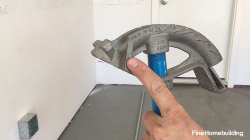How to Bend and Mount EMT Conduit - Fine Homebuilding