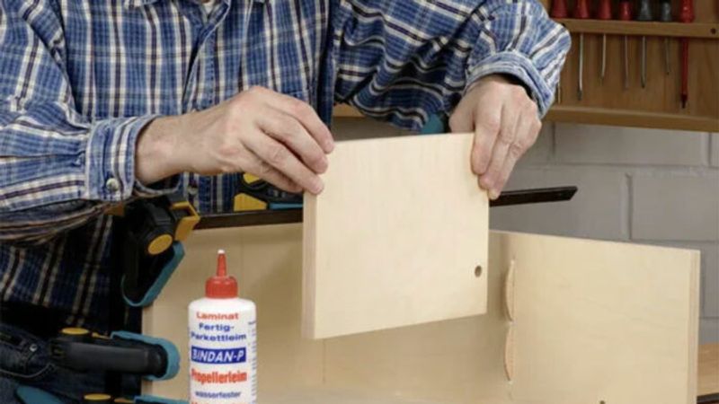Build a Router Table Box-Joint Jig - FineWoodworking