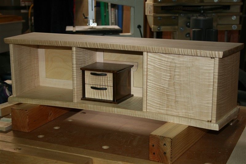 Wall Cabinet in Tiger Maple - FineWoodworking