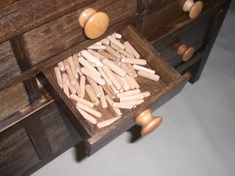 Stained Oak & Poplar Standing Tool Chest. - FineWoodworking