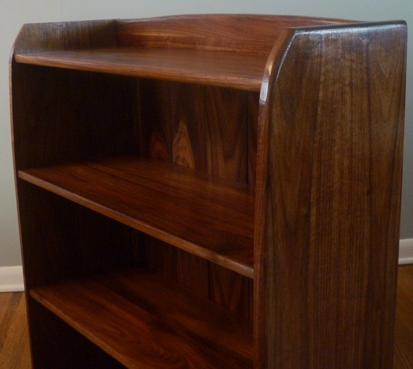 Classic Walnut Bookcase - FineWoodworking